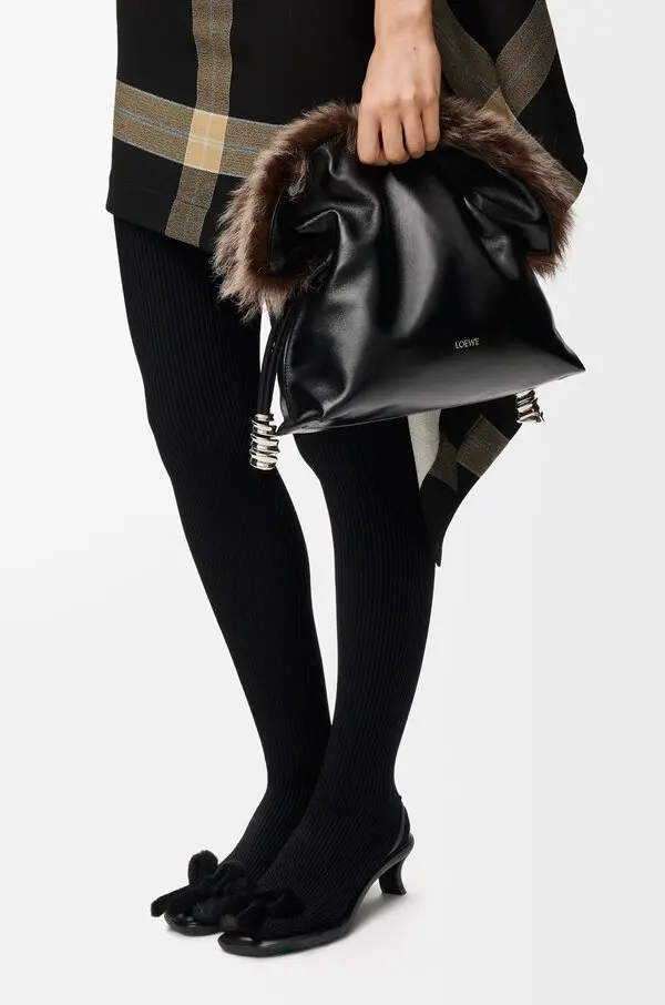 Loewe Medium Flamenco Clutch In Glossy Lambskin And Shearling - Black