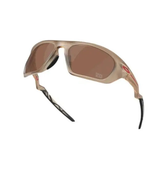 Oakley Geometric Sunglasses - Beige
