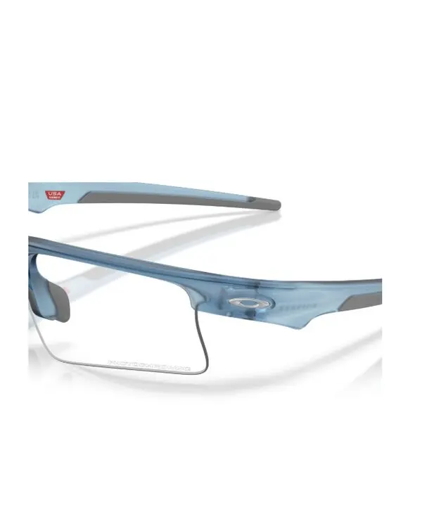 Oakley Geometric Sunglasses