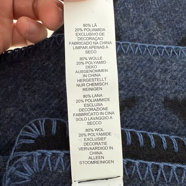 COACH Maxi Signature Cape