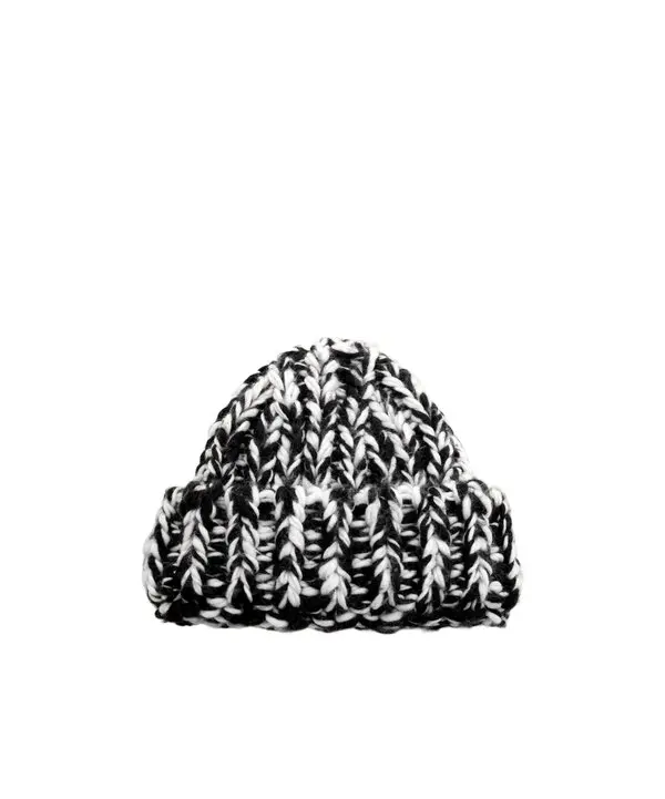 AMI Paris Knitted Beanie Hat