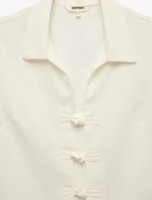 Koton Linen Blend Short Sleeve Collared Top With Frog Closure