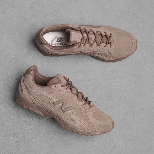 NEW BALANCE 204l Suede - Cortado