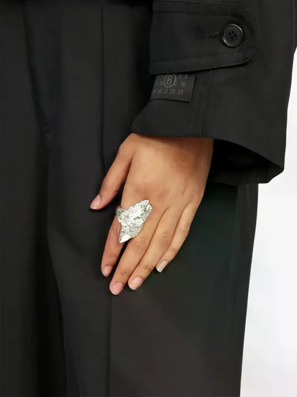MAISON MARGIELA Wolf Head Ring