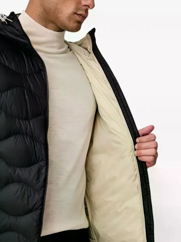 PEAK PERFORMANCE Helium Utility Quilted Hooded Jacket - Black