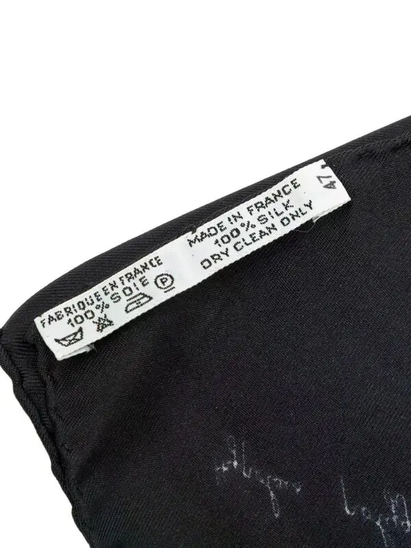 Hermès 1990-2010 L Intrus Silk Scarf 90 Scarves - Black