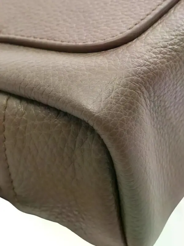Prada 2013-2026 Vitello Daino Crossbody Bag