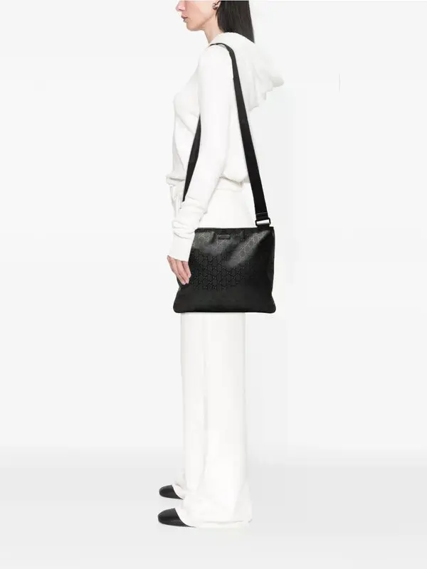 Gucci 2000-2015 Gg Imprime Crossbody Bag - Black