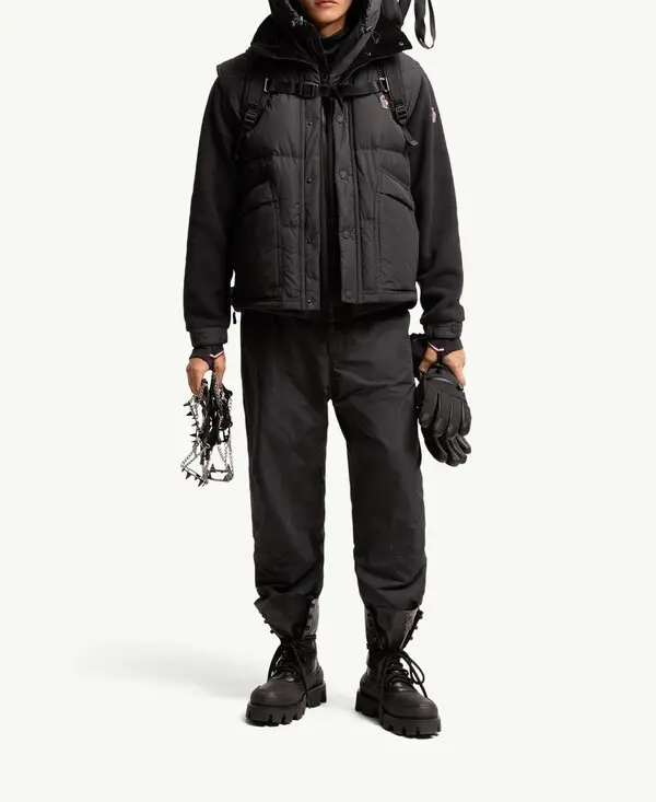 Moncler High-neck Button-up Gilet - Black