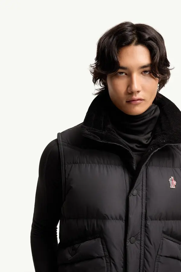 Moncler High-neck Button-up Gilet - Black