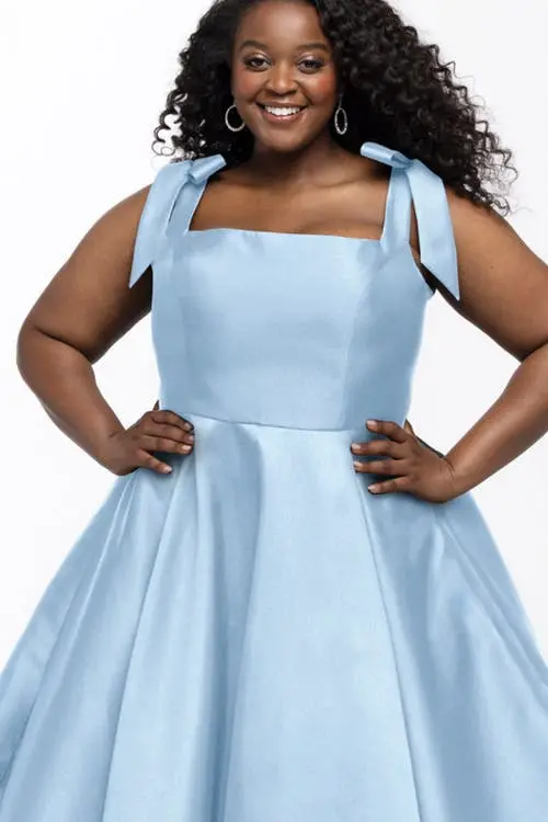 SYDNEY'S CLOSET Satin A-line Formal Gown With Bows - Light Blue