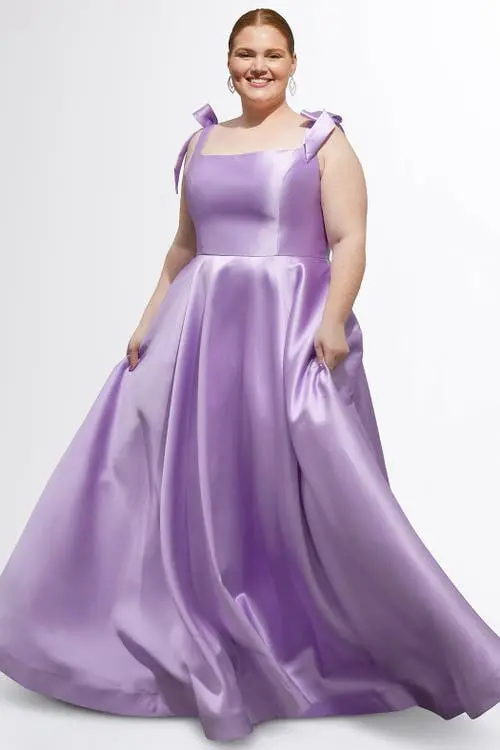 SYDNEY'S CLOSET Satin A-line Formal Gown With Bows - Lilac