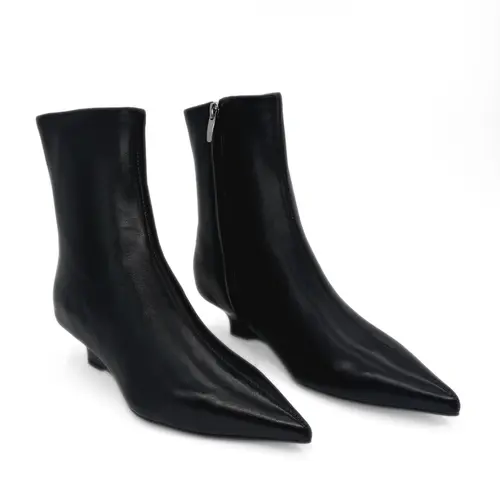 AMIE RAFA Jody Leather Wedge Boots - Black