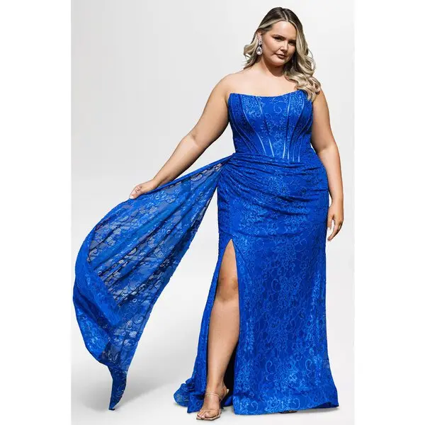 SYDNEY'S CLOSET Stretch Lace Slim Formal Dress - Cobalt