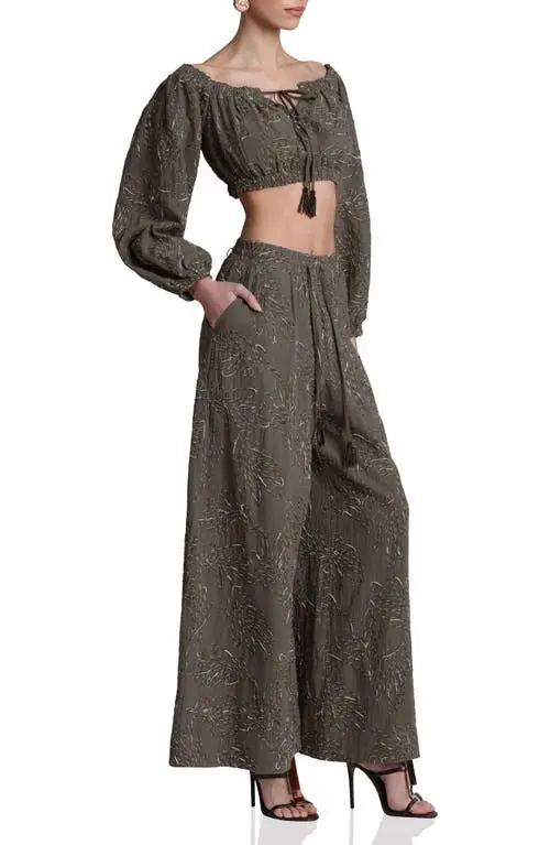 Avec Les Filles Embroidered Puff Sleeve Crop Top