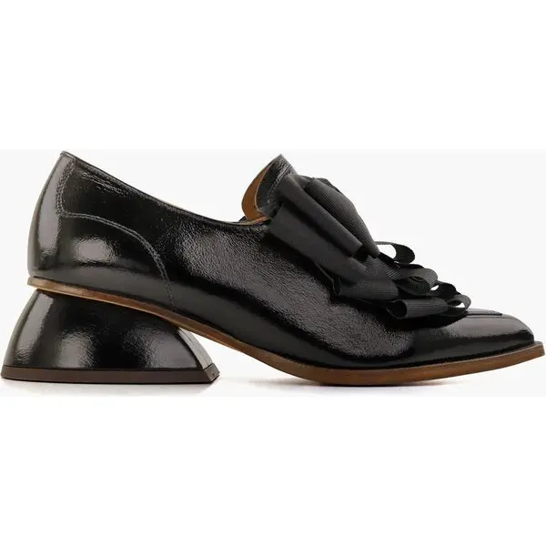 Chie Mihara Casame Patent Leather Elastic-strap Pump