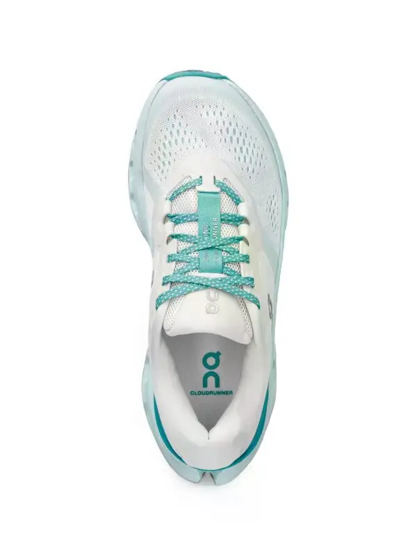 On Cloudrunner 3 Logo-detail Sneakers