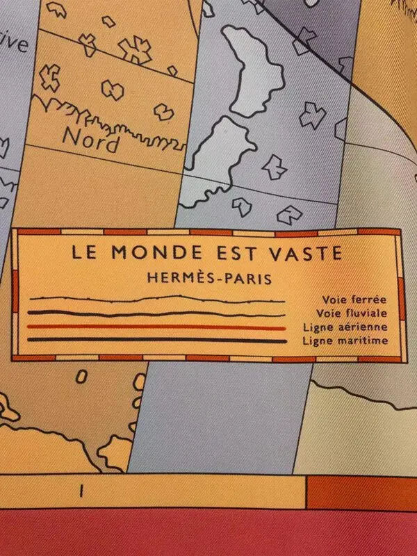 Hermès 2000-2026 Le Monde Est Vaste Silk Scarf 90 Scarves - Multicolour