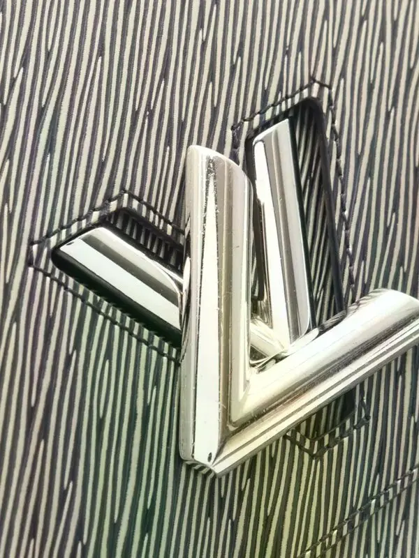 LOUIS VUITTON 2017 Metallic Epi Twist Mm Crossbody Bag