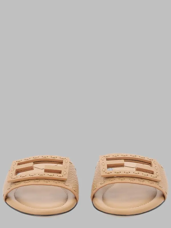 Fendi Slide "tube" Con Fascia
