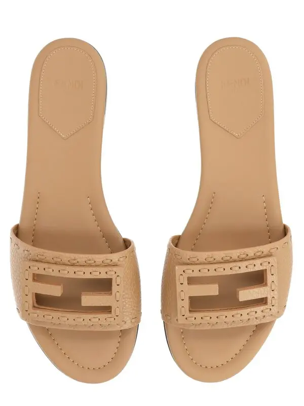 Fendi Slide "tube" Con Fascia