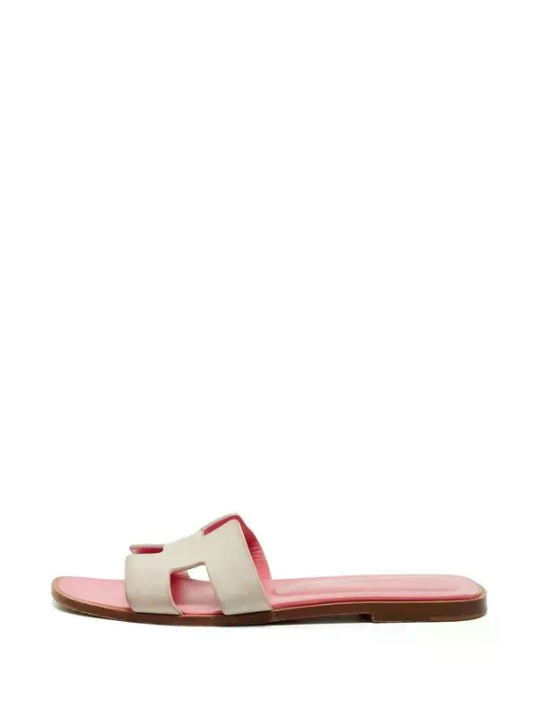 Hermès Oran Suede Sandals - Neutrals