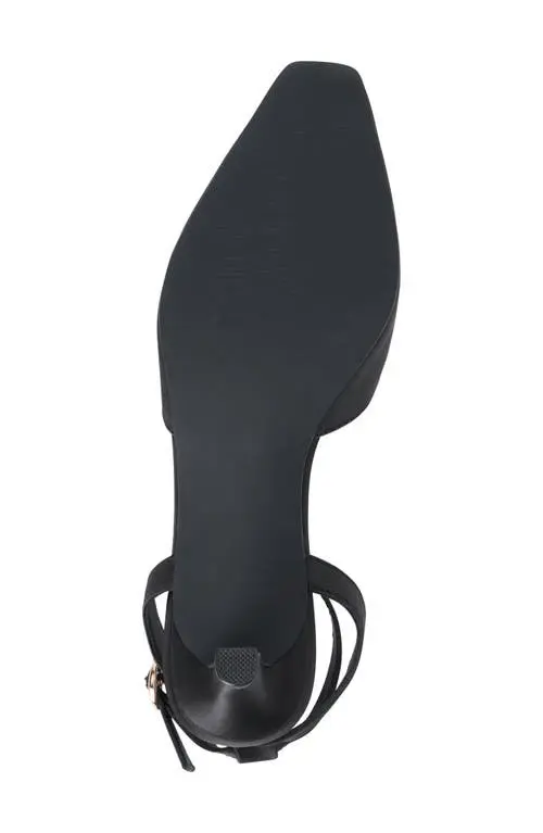 Matisse Finn Pump - Black