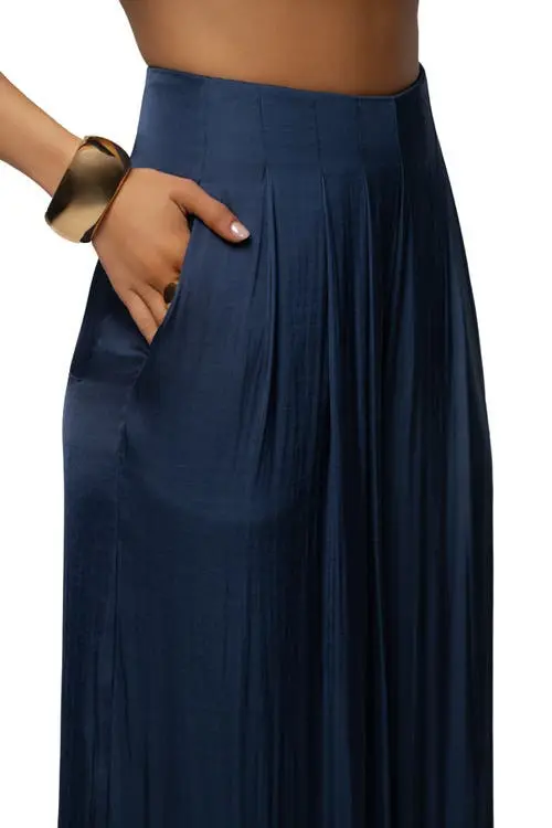 JLUXLABEL Core Form Pleated Trouser - Blue