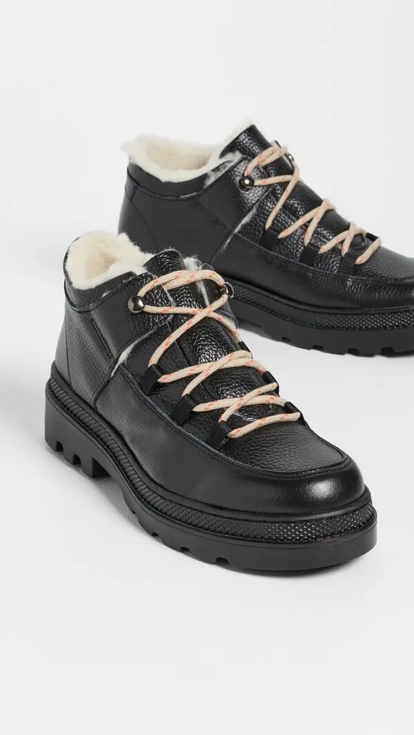 NAGUISA Abra Sherpa Hiker Boots - Total Black