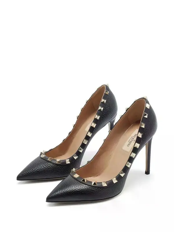 Valentino Garavani Rockstud Pyramid-stud Pumps - Black
