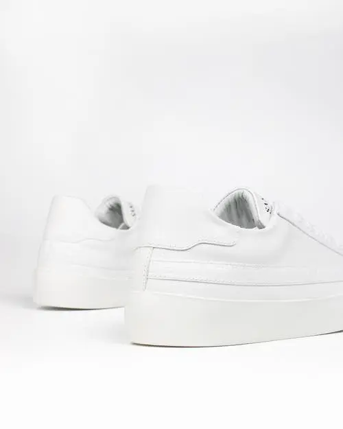 SANS MATIN Olympus Minimalist Low-top Sneaker - White