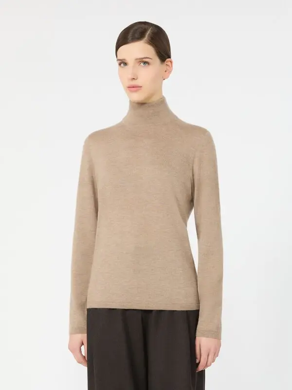 Max Mara Cashmere Yarn Polo-neck Sweater - Sand