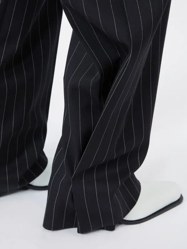 Max Mara Pleated Stretch Wool Trousers - Black