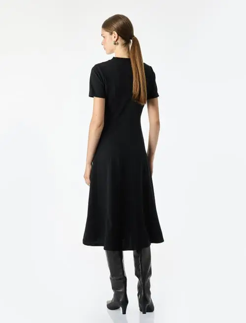 Koton Short Sleeve Crew Neck Flare Dress
