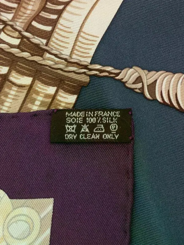 Hermès 1980-2000 Ceintures Et Liens Silk Scarf 90 Scarves