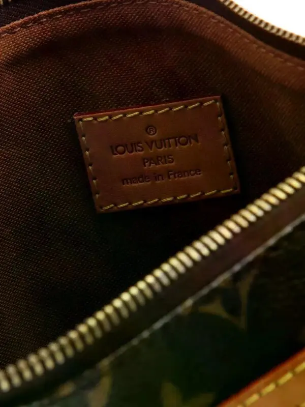 LOUIS VUITTON Bosphore Pochette Monogram Canvas Crossbody Bag