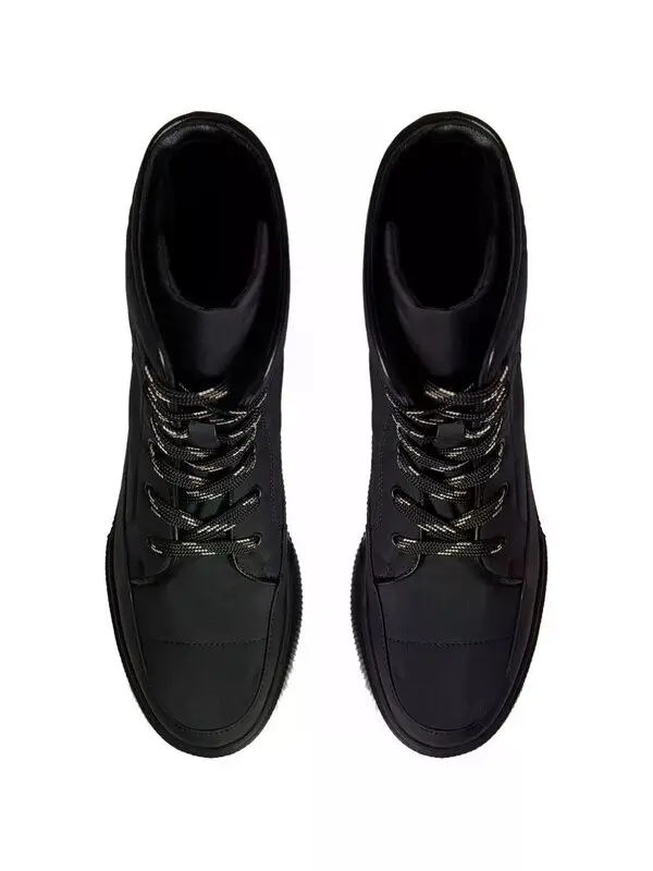 12 STOREEZ Padded Lace-up Boots