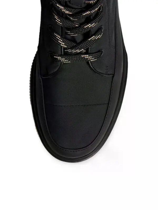 12 STOREEZ Padded Lace-up Boots