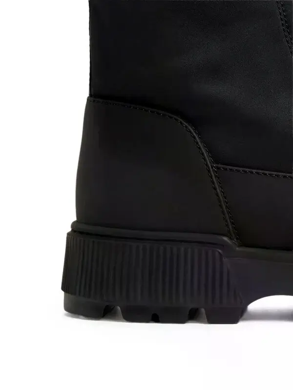 12 STOREEZ Padded Lace-up Boots
