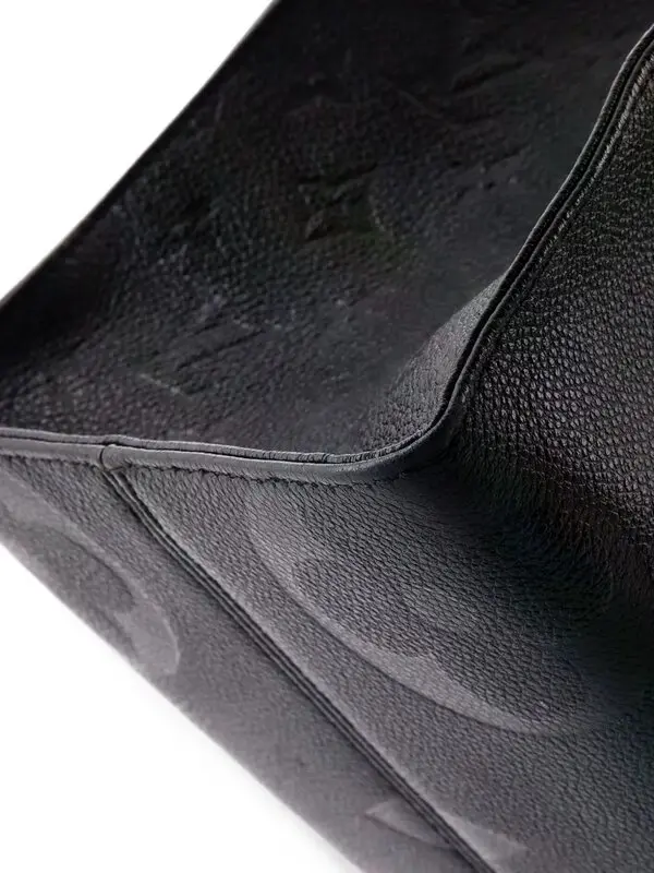 LOUIS VUITTON Onthego Monogram Empreinte Giant Mm Tote Bag - Black