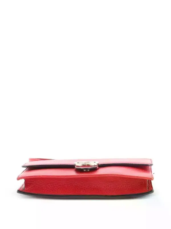 Gucci Interlocking Wallet On Chain Leather Crossbody Bag - Red