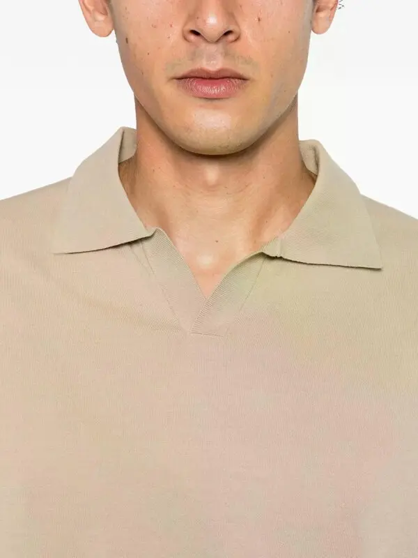 DIKTAT V-neck T-shirt