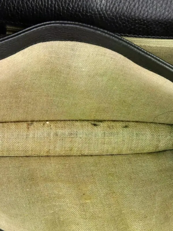 Gucci Interlocking Leather Medium Shoulder Bag