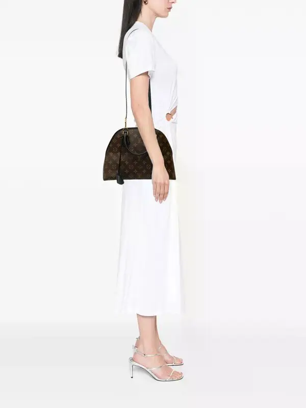 LOUIS VUITTON 2016 Monogram Alma Bnb Satchel