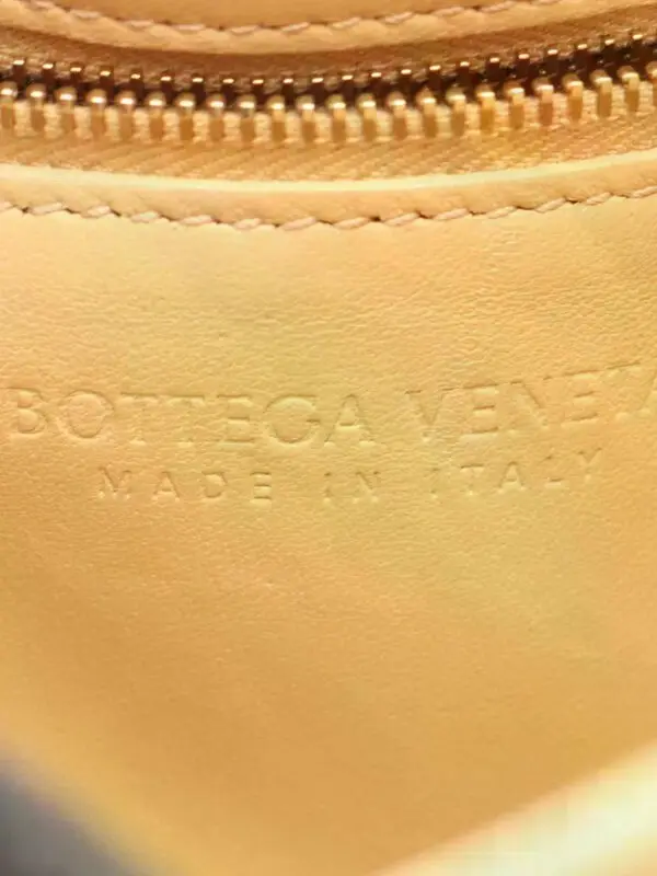 Bottega Veneta 2012-2026 Nappa Intrecciato Padded Chain Cassette Satchel - Neutrals