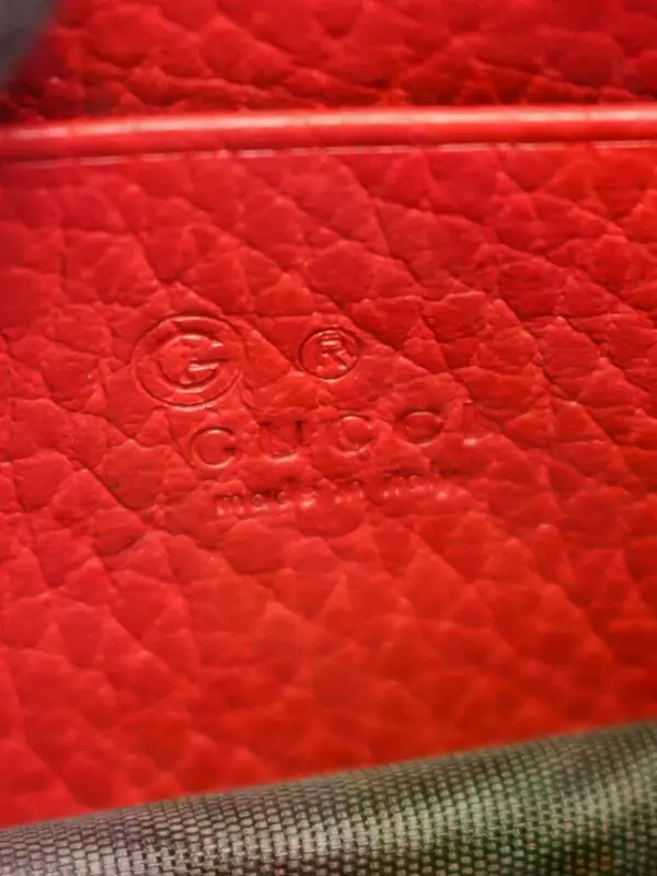 Gucci 2016-2026 Dollar Calfskin Interlocking G Wallet On Chain Crossbody Bag - Red