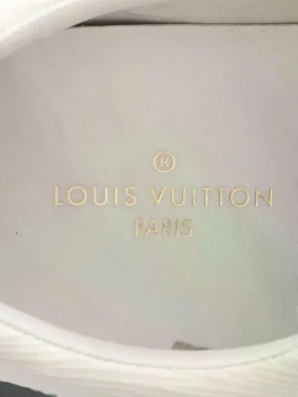 LOUIS VUITTON 2017 Epi Leather Sneakers