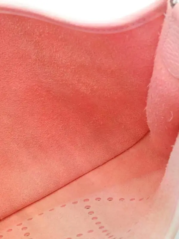 Hermès 2025 Evelyne 3 23 Leather Shoulder Bag - Pink