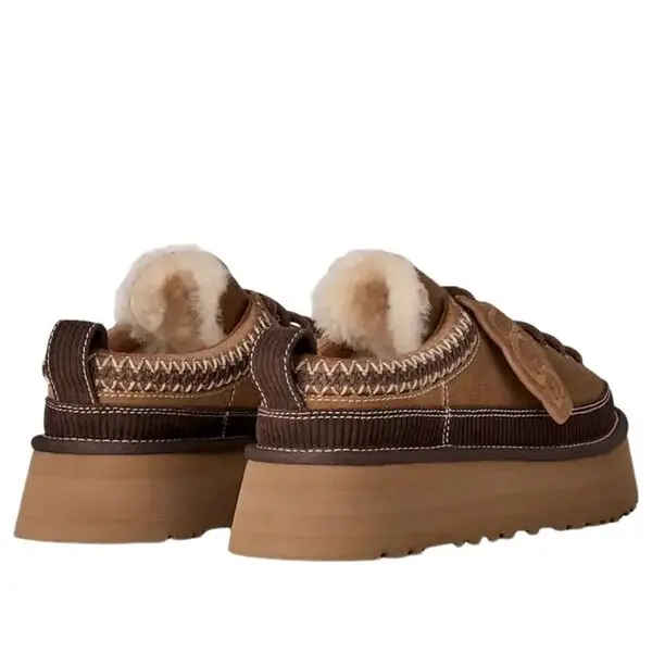 UGG Heritage Lace-up Slipper