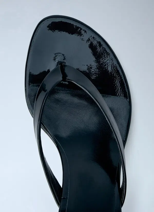 JUDE Rooty Leather Thong Sandals